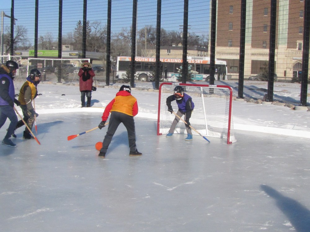 Gordon Bell students loving the ice – Our Communities
