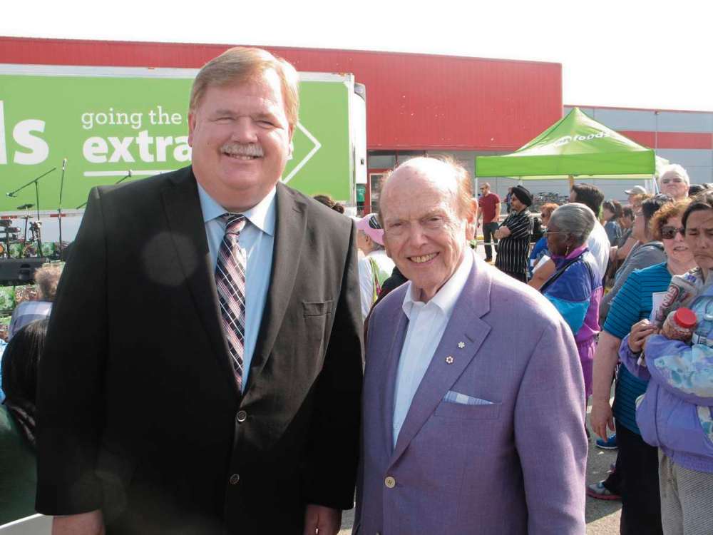 Grocer throws a party in Garden City – Our Communities