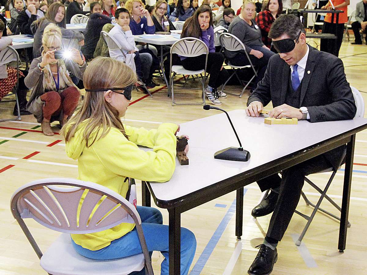 Game on, Mr. Mayor – Our Communities