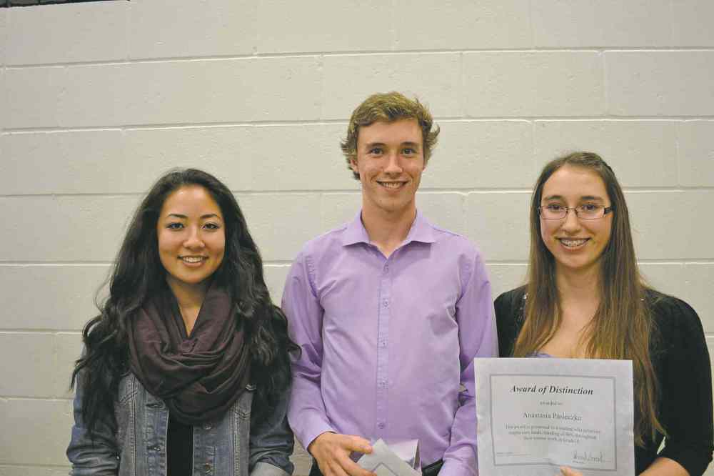 Sanford Collegiate students honoured with awards – Our Communities