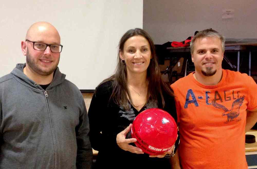 Susan Auch stops by Mulvey School – Our Communities