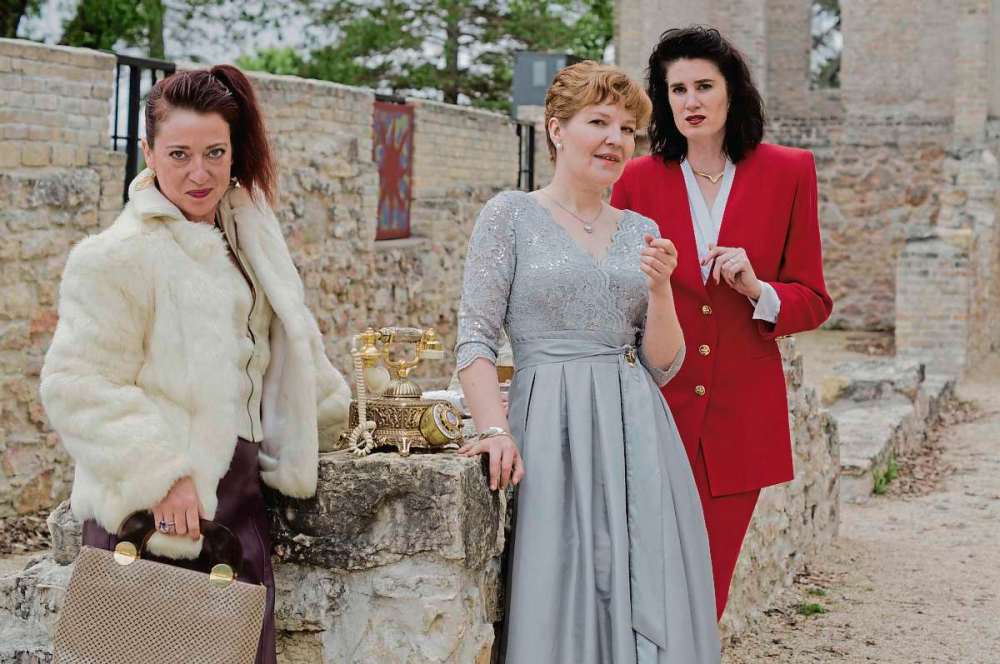 Local actors prepare for annual SIR show – Our Communities