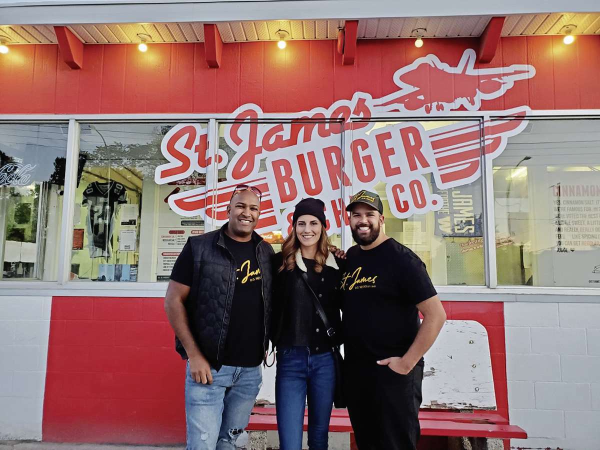 Restaurant reduces waste, donates leftovers – Our Communities