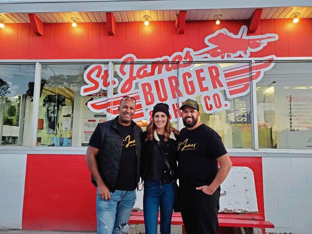 Restaurant reduces waste, donates leftovers – Our Communities