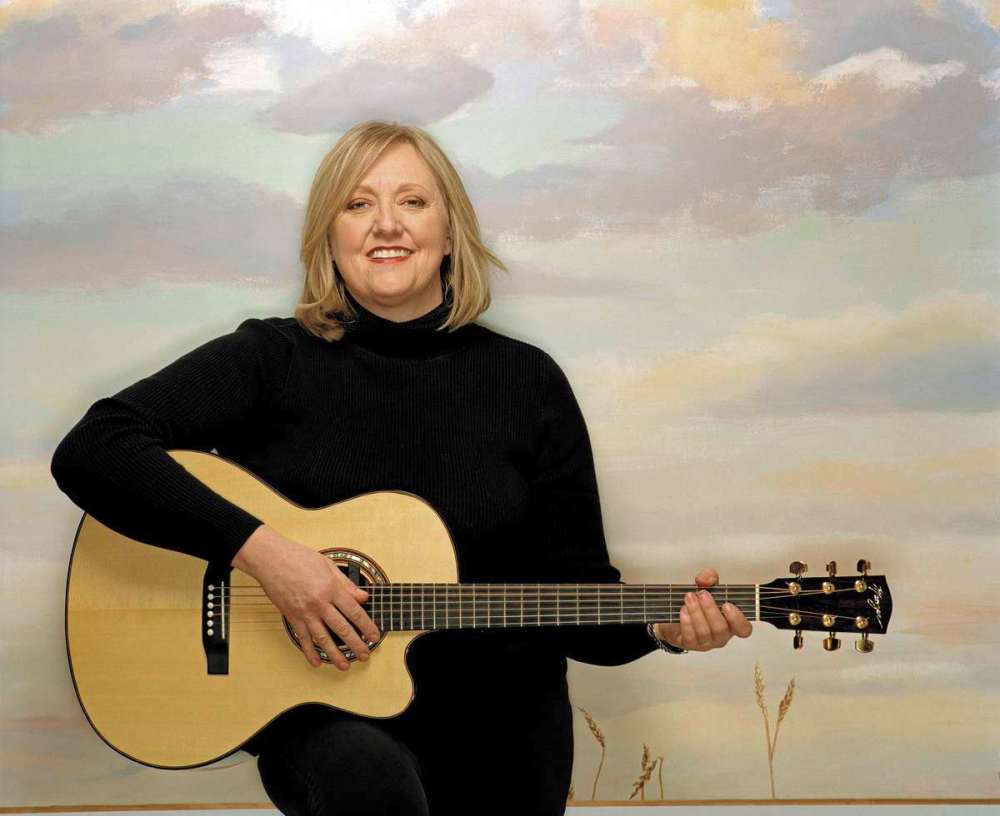 Connie Kaldor brings the family for concert – Our Communities