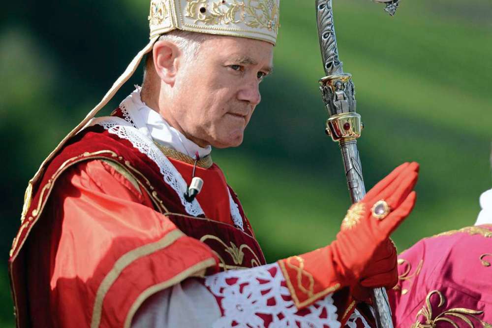 Bishop to visit North End church – Our Communities