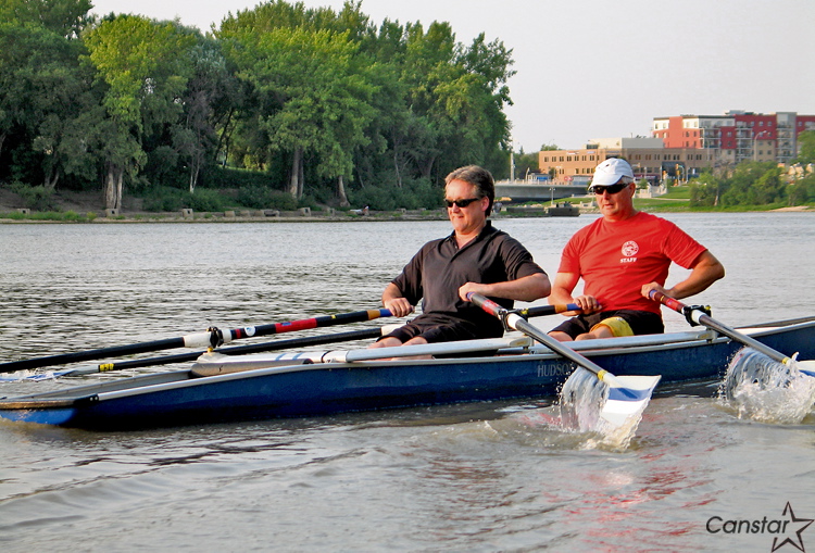 Blind rowers having a blast on the water – Our Communities