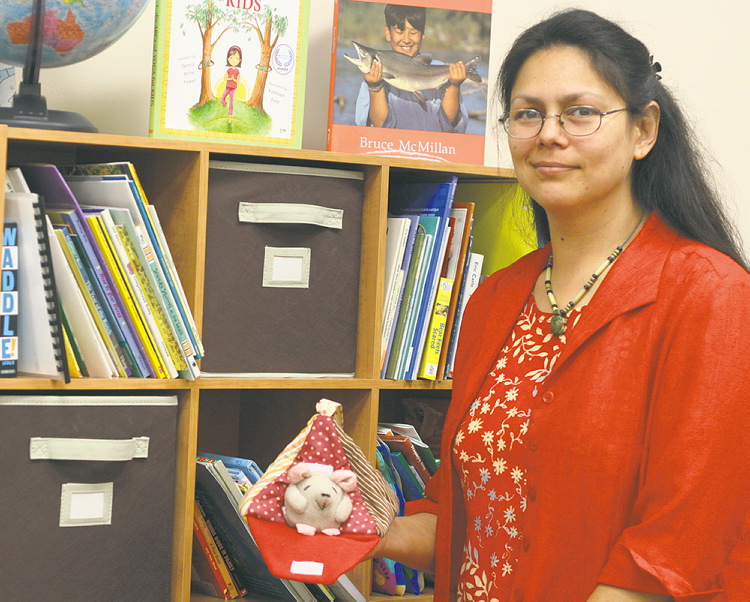 Getting READ-y to read with Moe the Mouse – Our Communities
