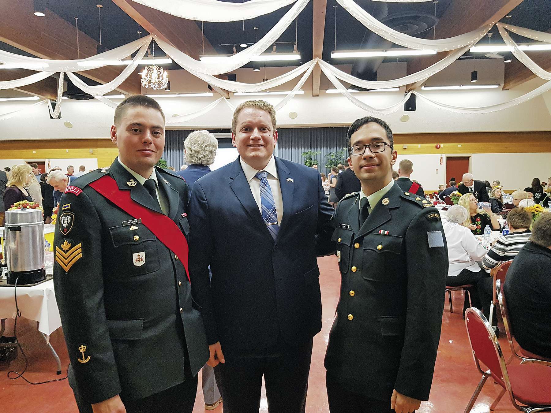 Honouring those who serve in Ukraine – Our Communities