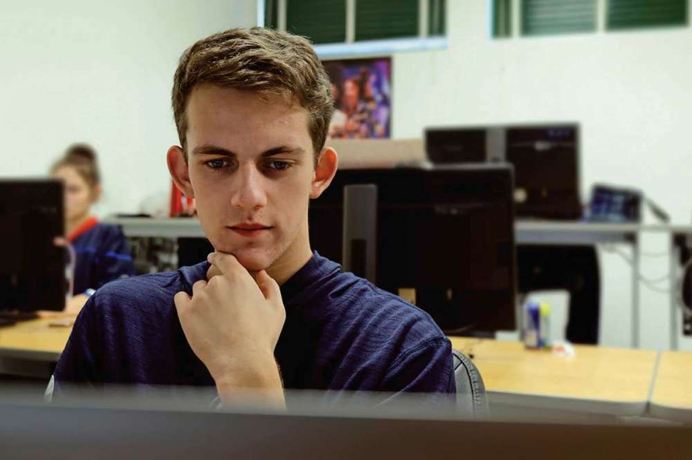 Arts and tech centre offers many career paths – Our Communities