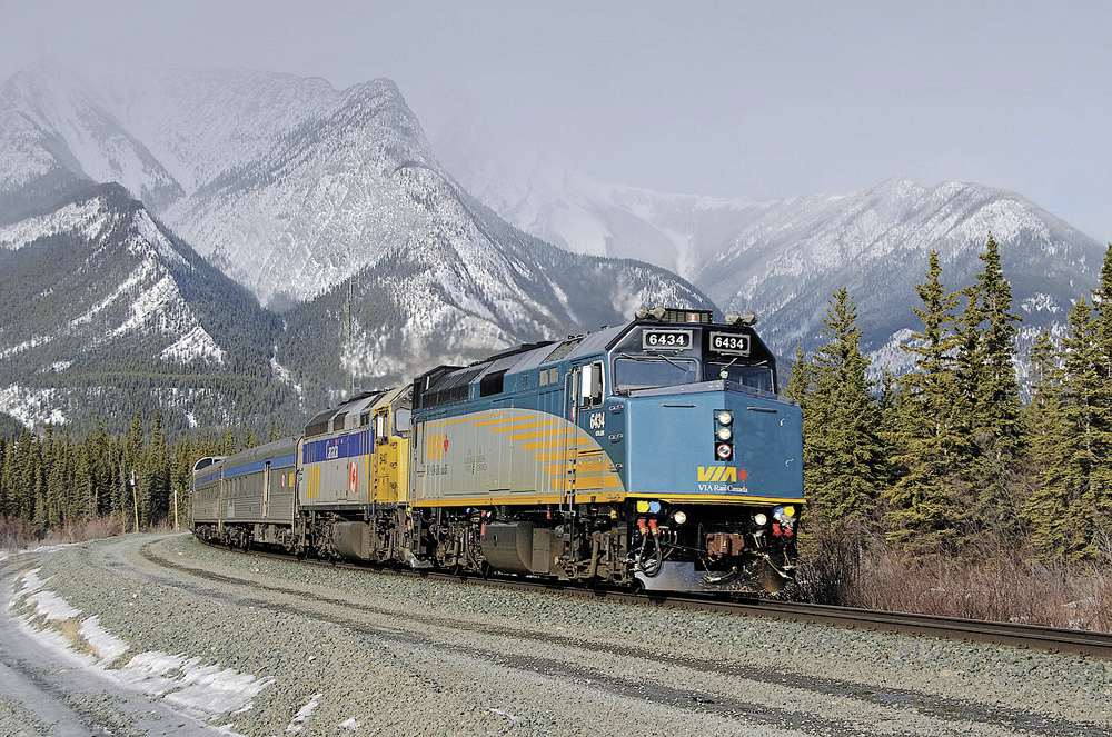 Celebrating Canada’s 150th on the train – Our Communities