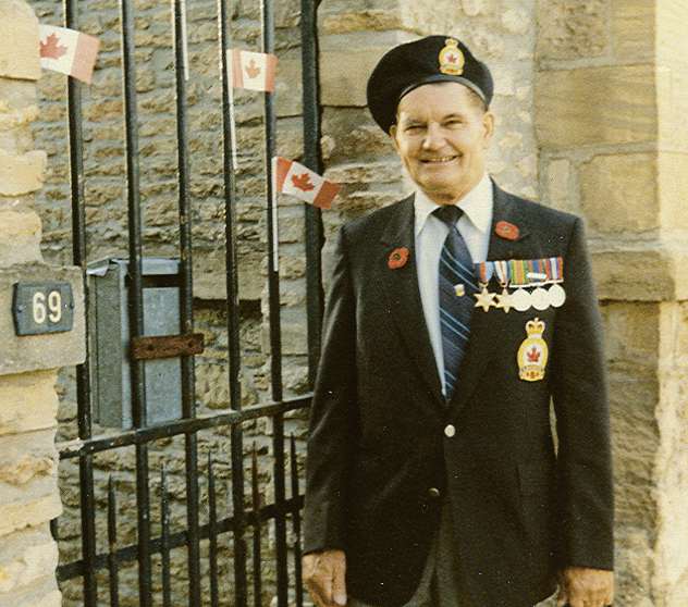 Giving God a helping hand during wartime – Our Communities