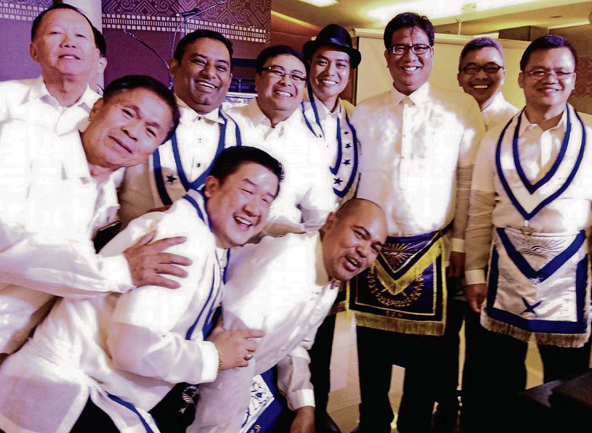 Filipino lodge welcomes visiting brother – Our Communities
