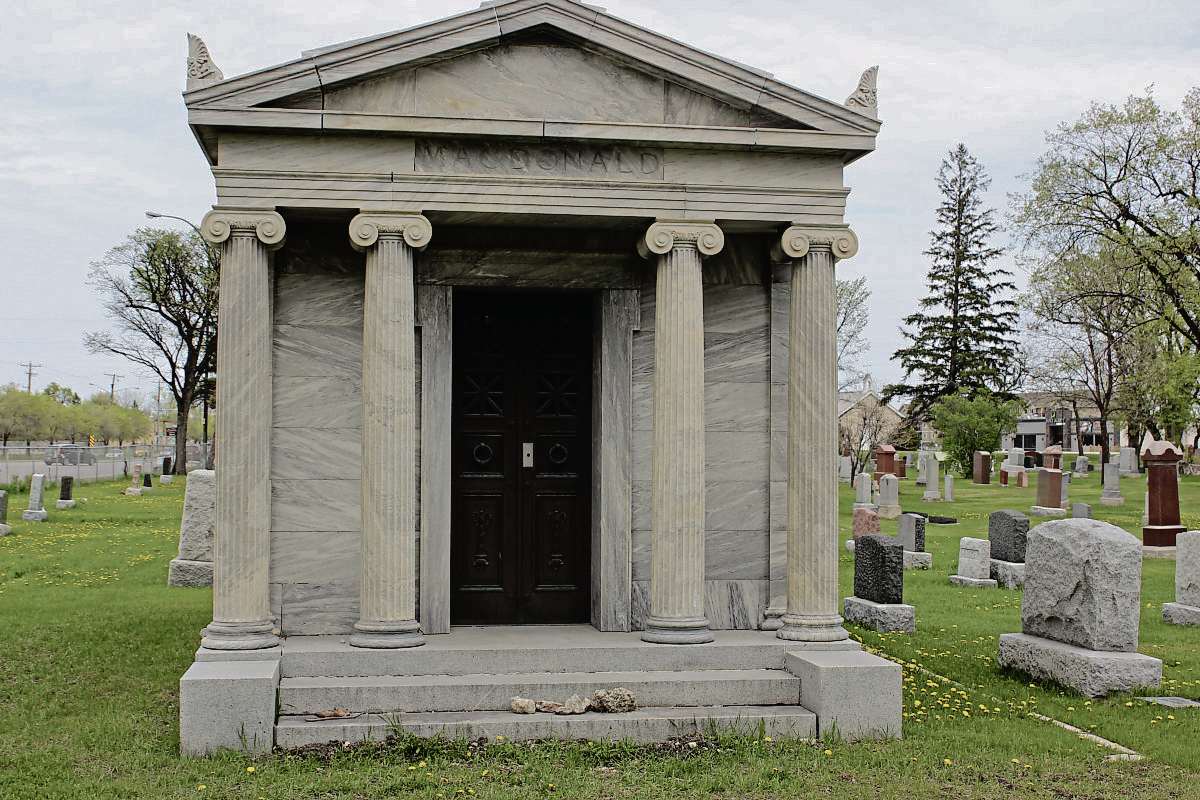 Kildonan cemetery part of Doors Open tour – Our Communities
