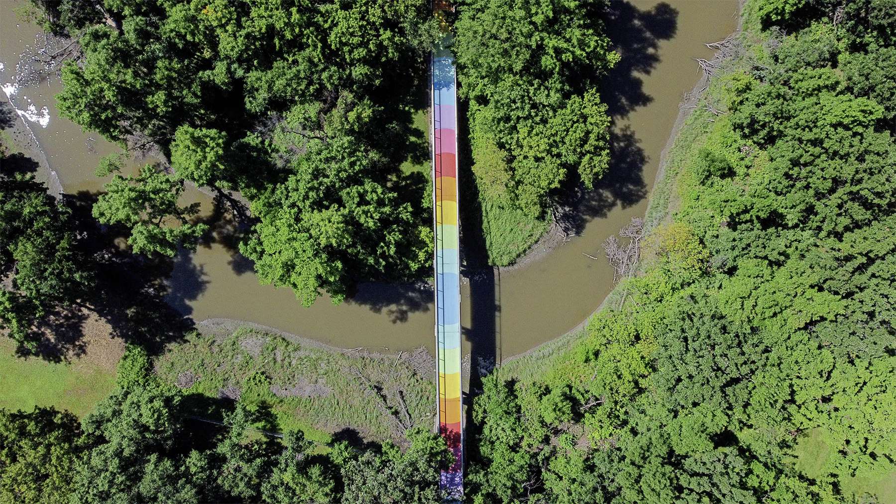 Bright bridges delight pedestrians – Our Communities