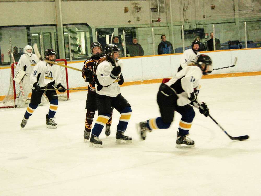 Sports briefs – Our Communities