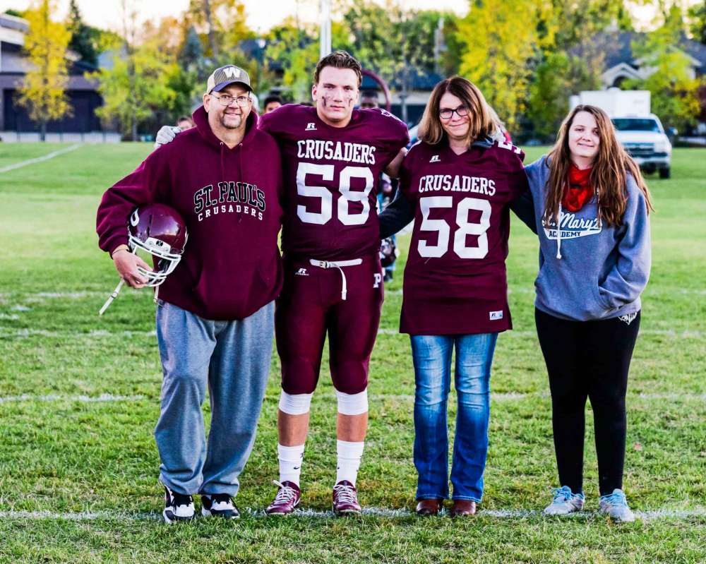 Charleswood Broncos honour longtime coach – Our Communities