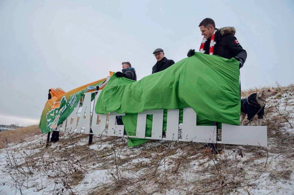 Garbage Hill sign here to stay – Our Communities