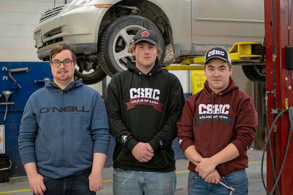 Garage giving students valuable experience – Our Communities