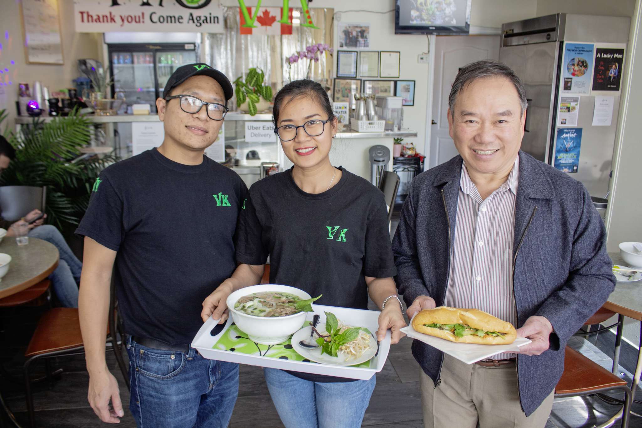 Local pho shop holding Thanksgiving dinner – Our Communities