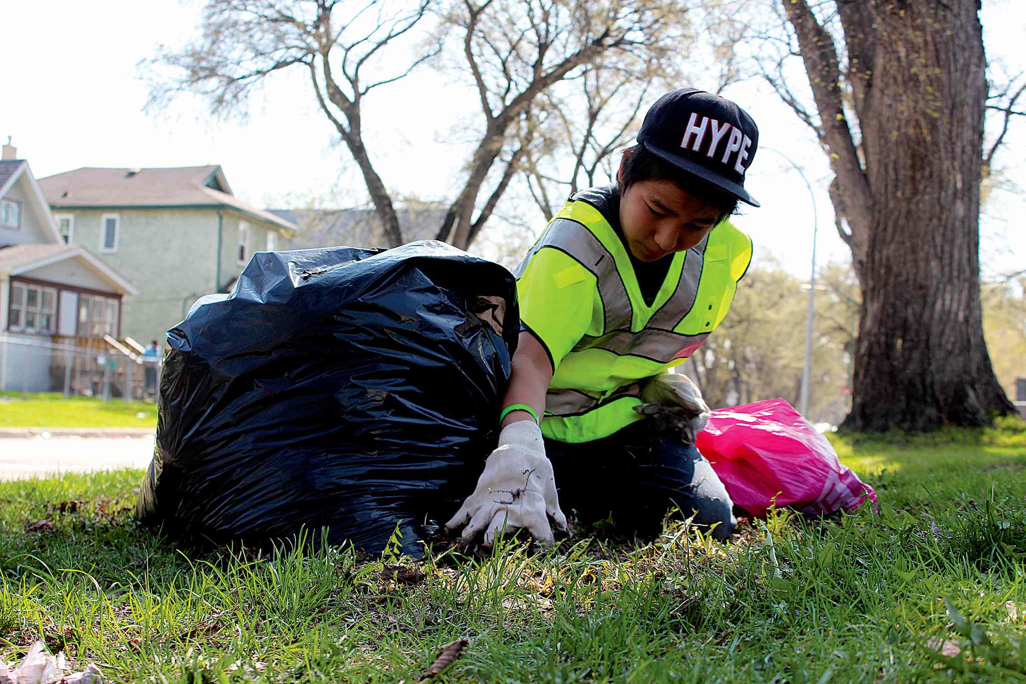 Keeping the streets clean – Our Communities