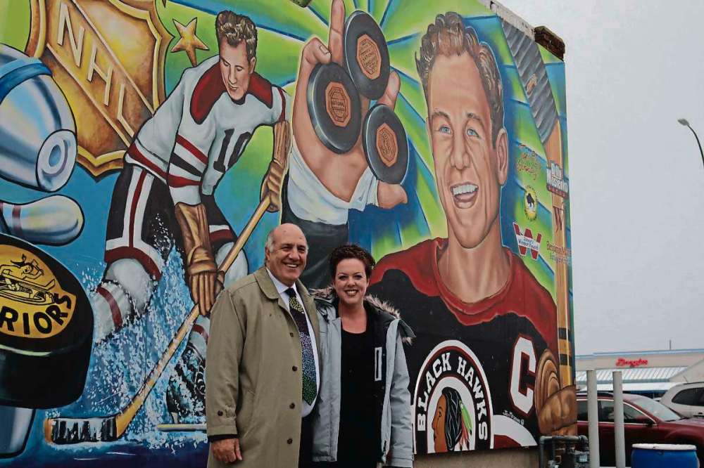 Billy Mosienko brightens up the North End – Our Communities