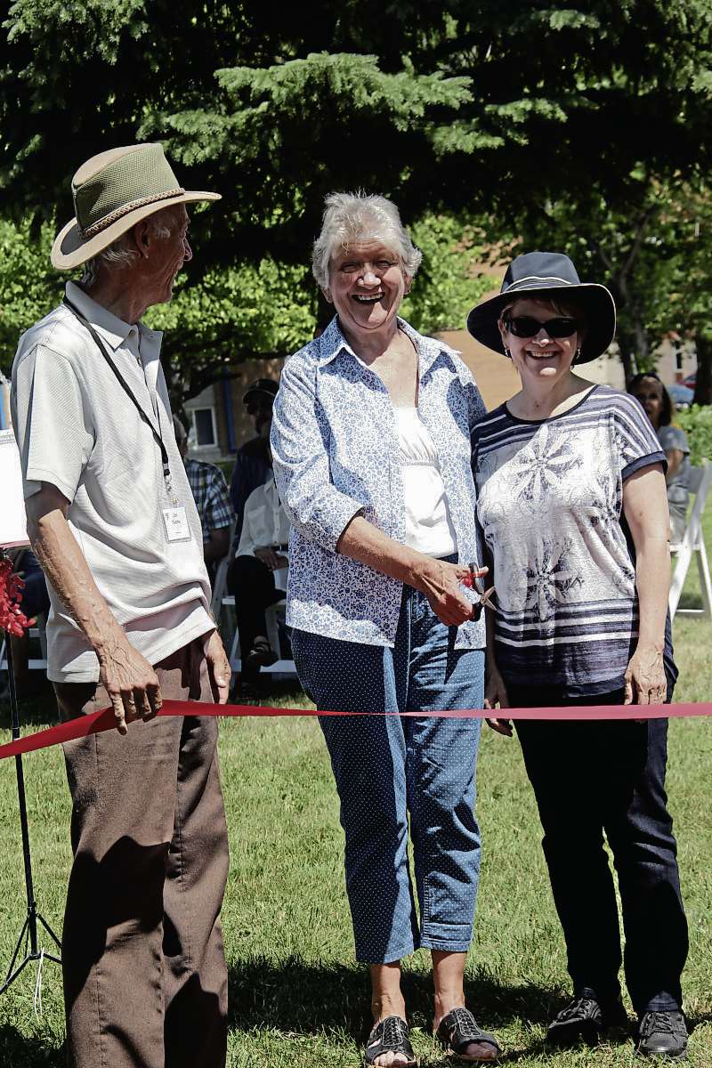 Horticultural Society honours members – Our Communities