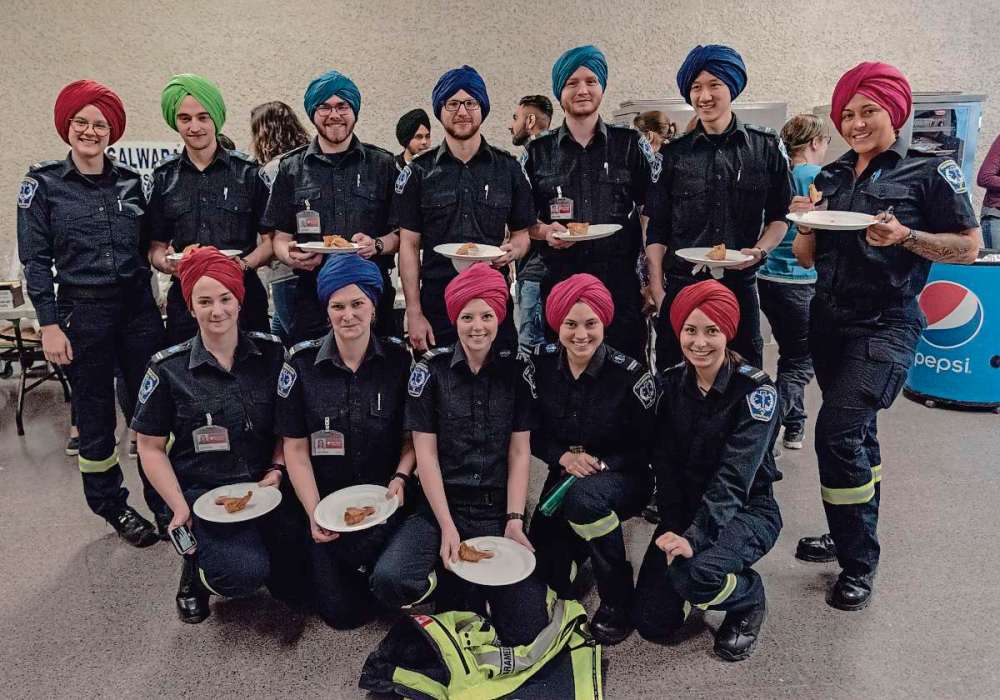 Learning about the turban tradition – Our Communities