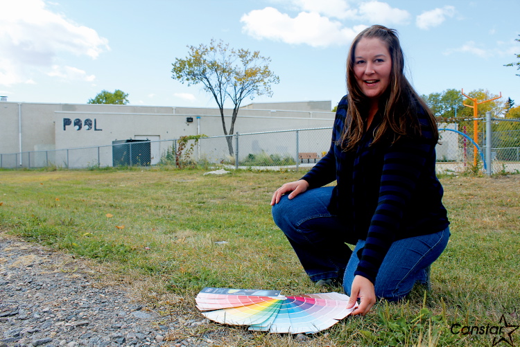 A little bit of paint for Eldon Ross Pool – Our Communities