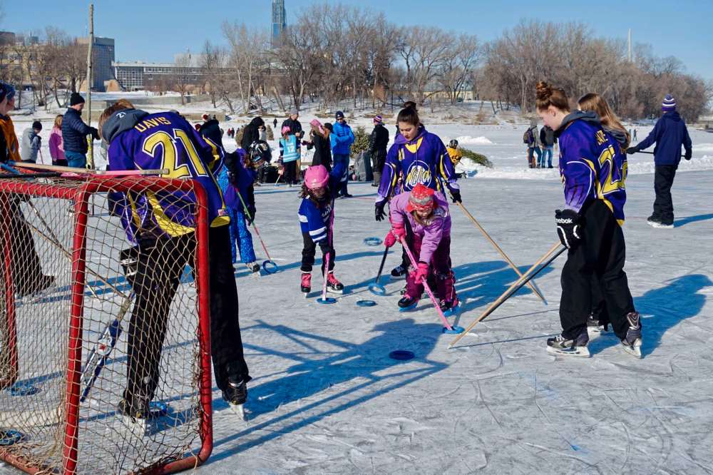 Get acquainted with ringette on the river – Our Communities