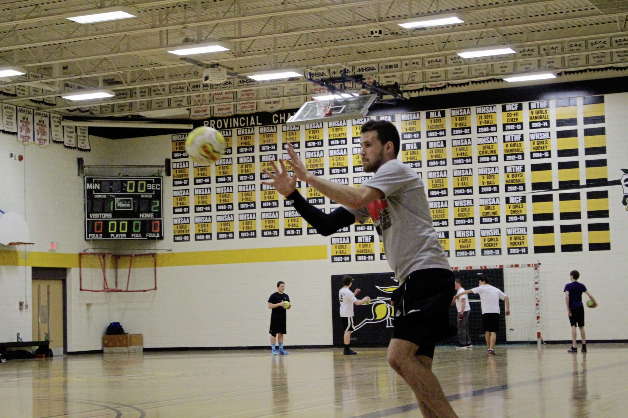 Handball spectacle headed to town – Our Communities