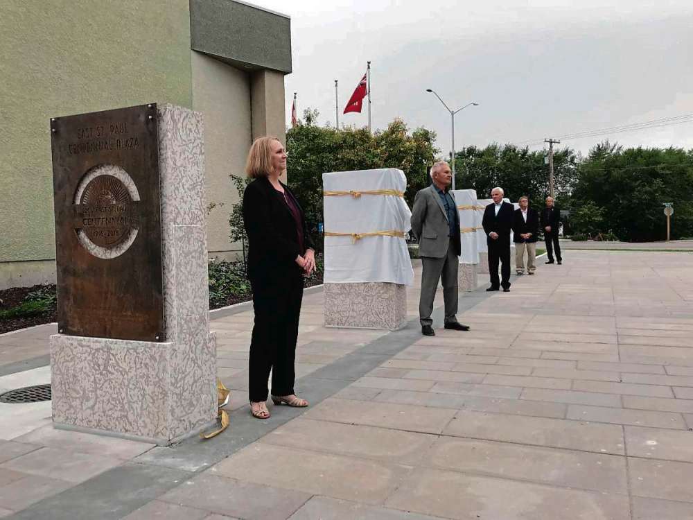 Hart elected by acclamation to second term – Our Communities