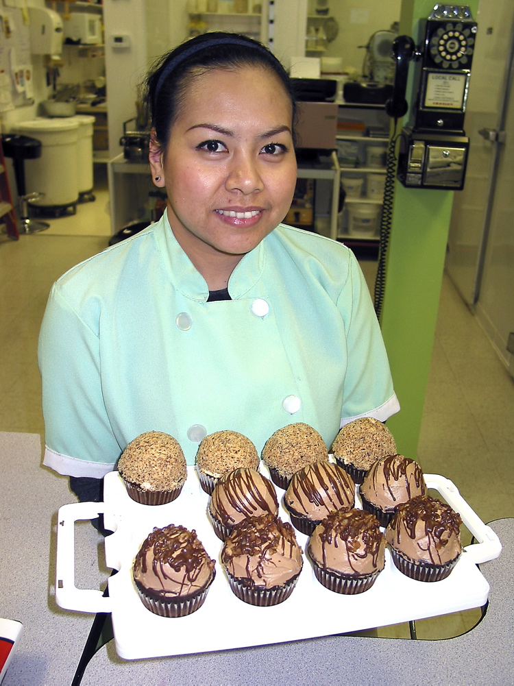 A sweet switch from computers to cakes – Our Communities