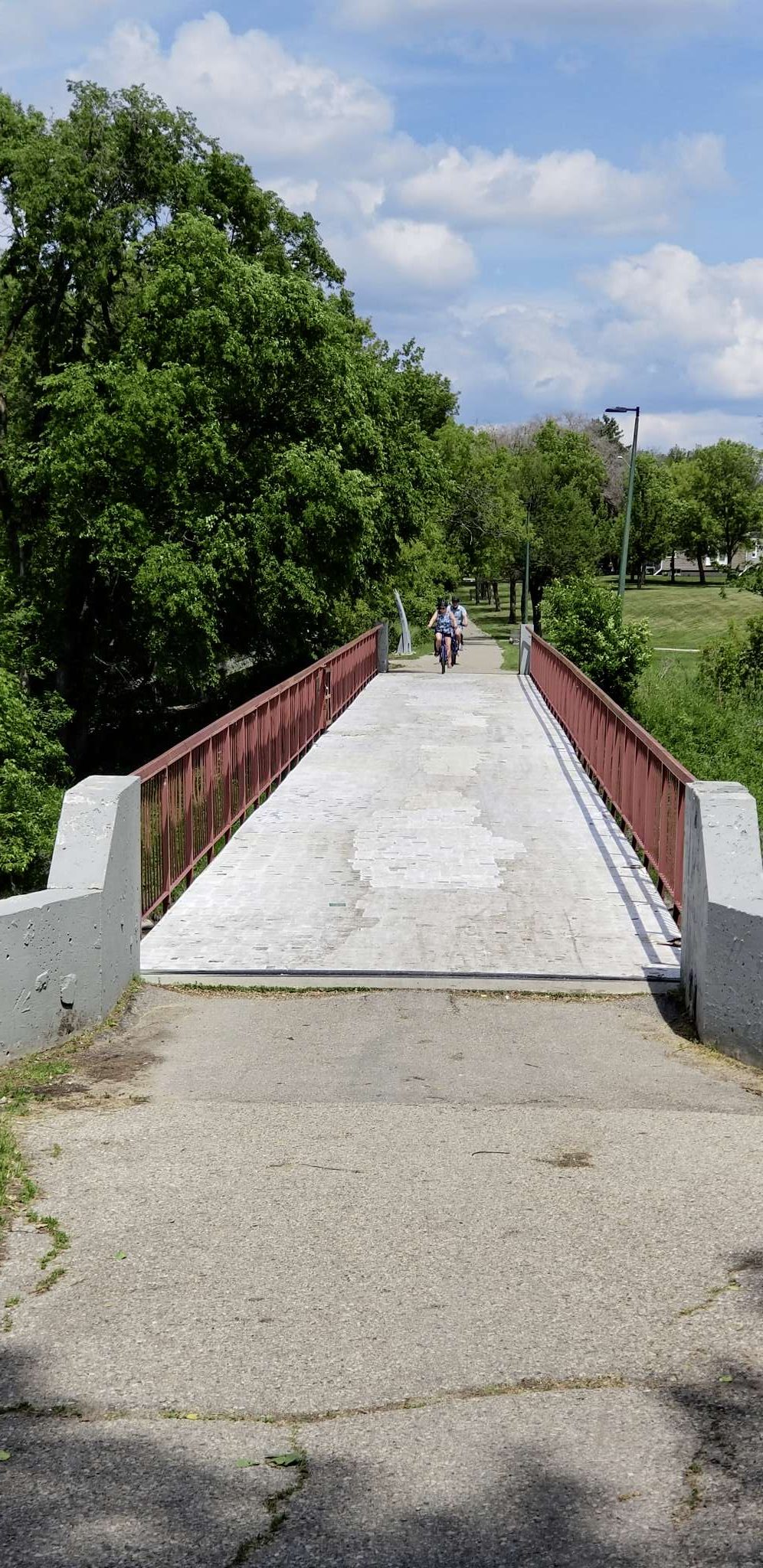 Local bridges looking cool – Our Communities