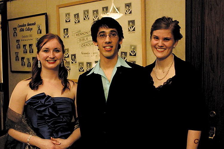 CMU students sing their way to success – Our Communities