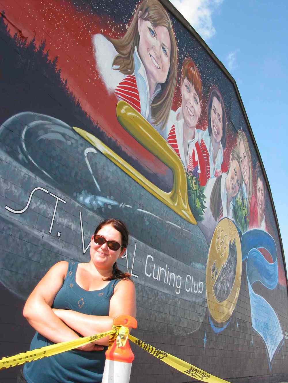 New mural a tribute to Winnipeg curling legends – Our Communities