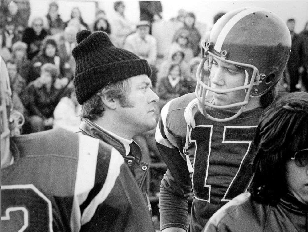 Seven decades on the field – Our Communities