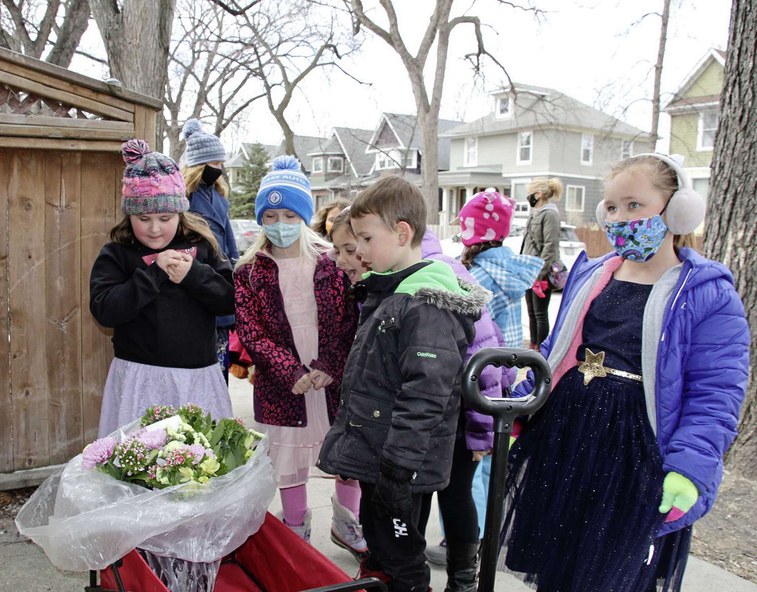 Dancing, singing students brighten seniors’ day – Our Communities