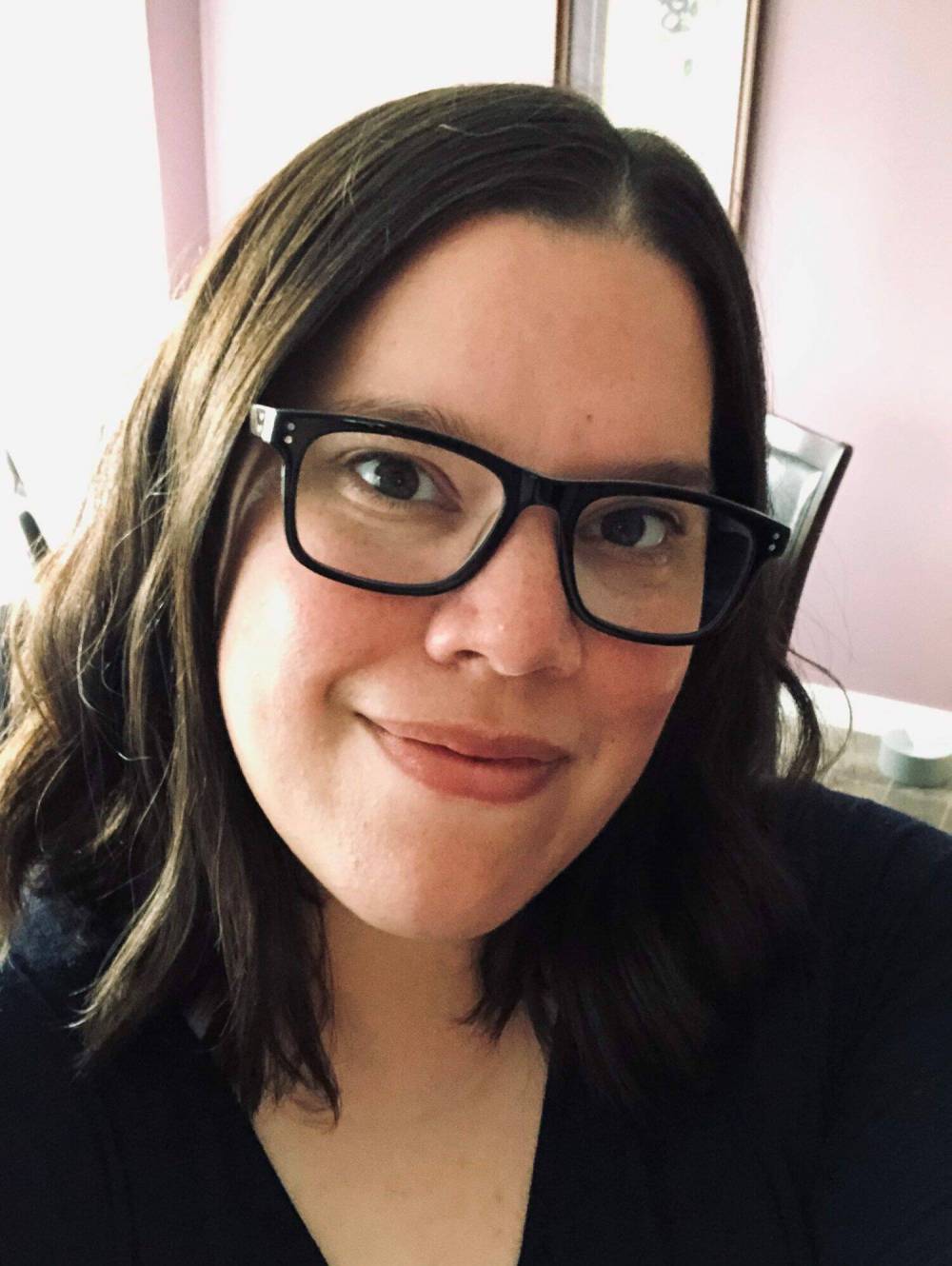 Library assistant recognized for outstanding work – Our Communities