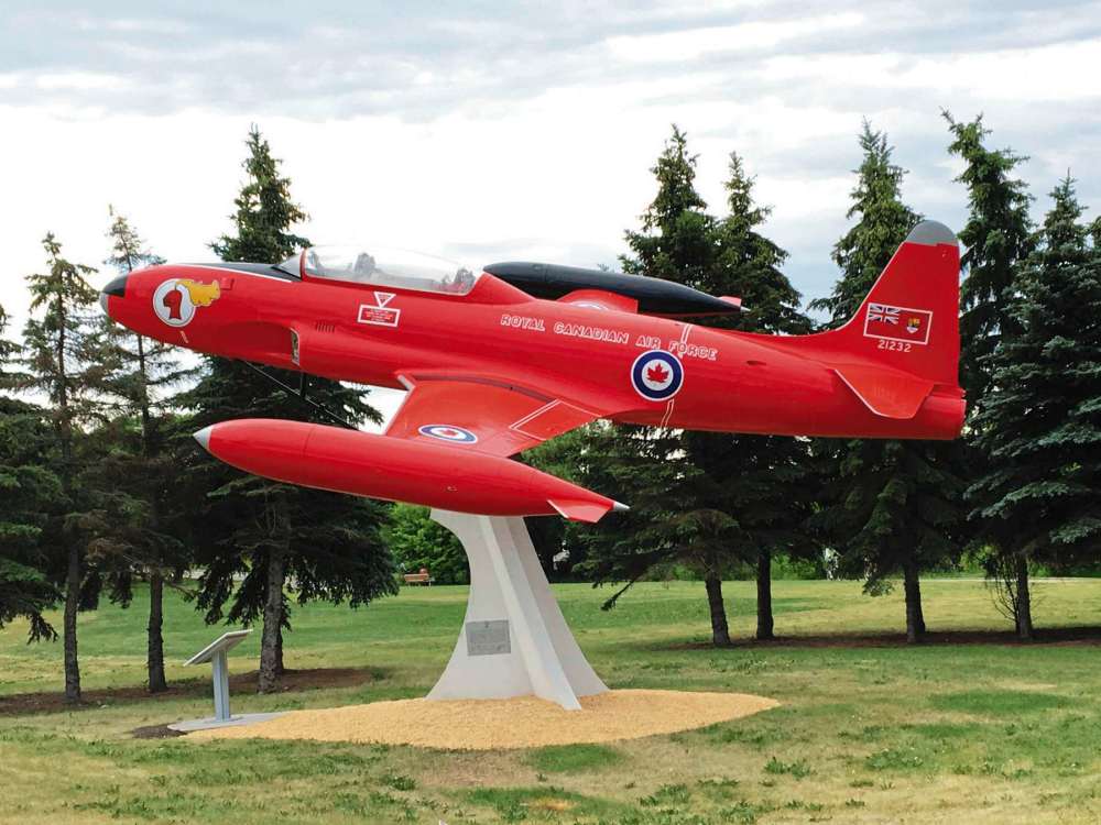 Red Knight soars above Woodhaven Park – Our Communities