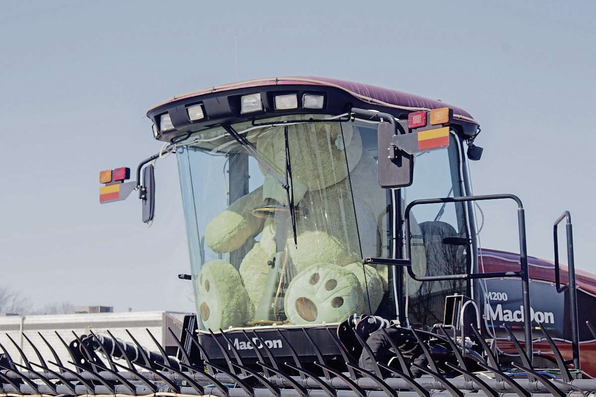 MacDon displays the bear necessities – Our Communities