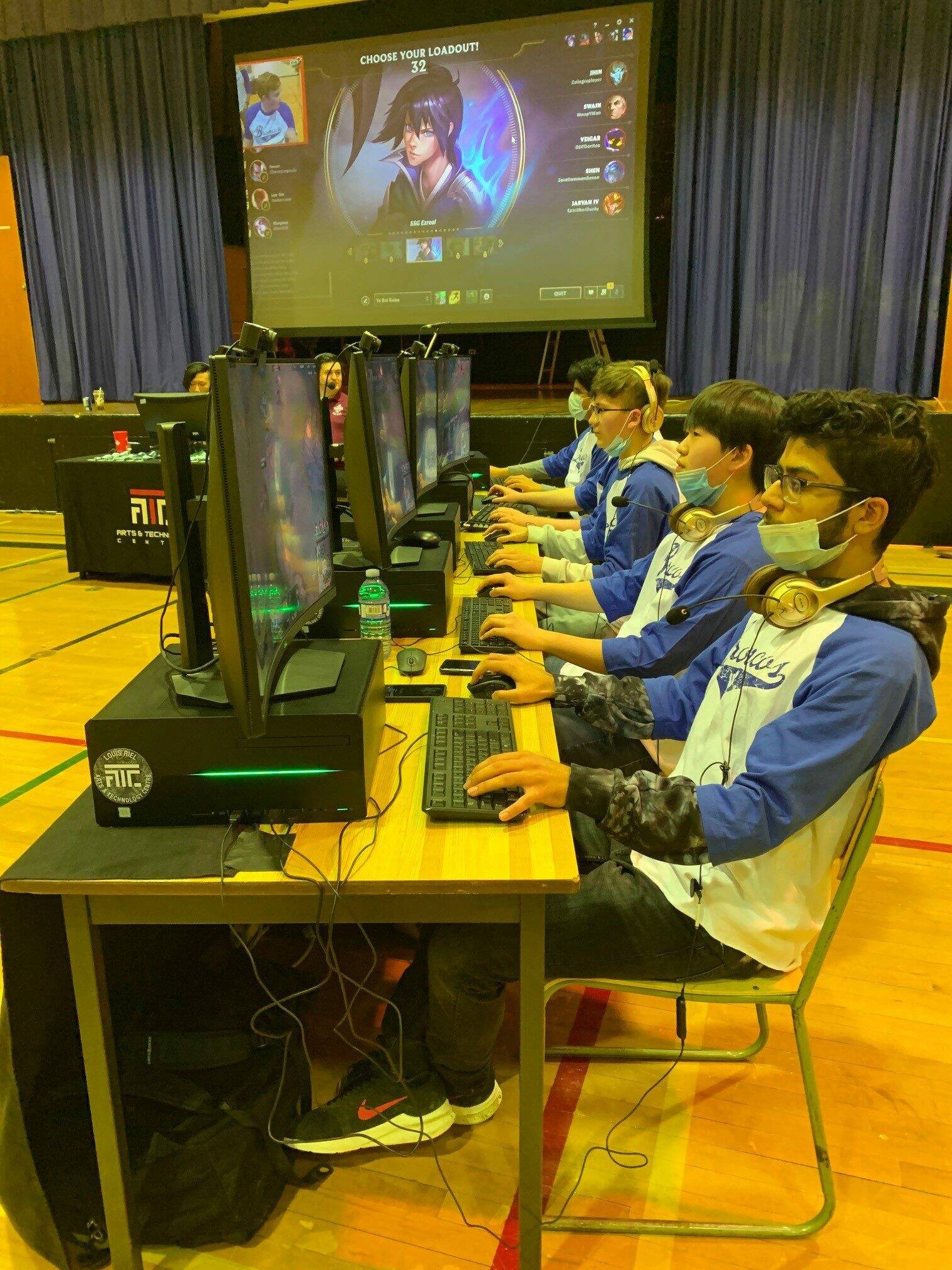 The new extracurricular activity: esports – Our Communities