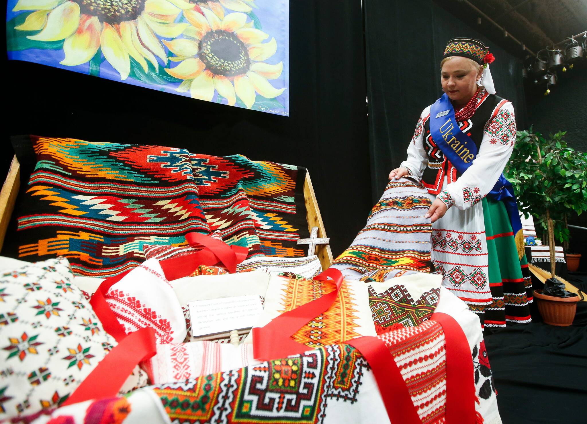 Ukraine–Kyiv Folklorama pavilion stands strong – Our Communities