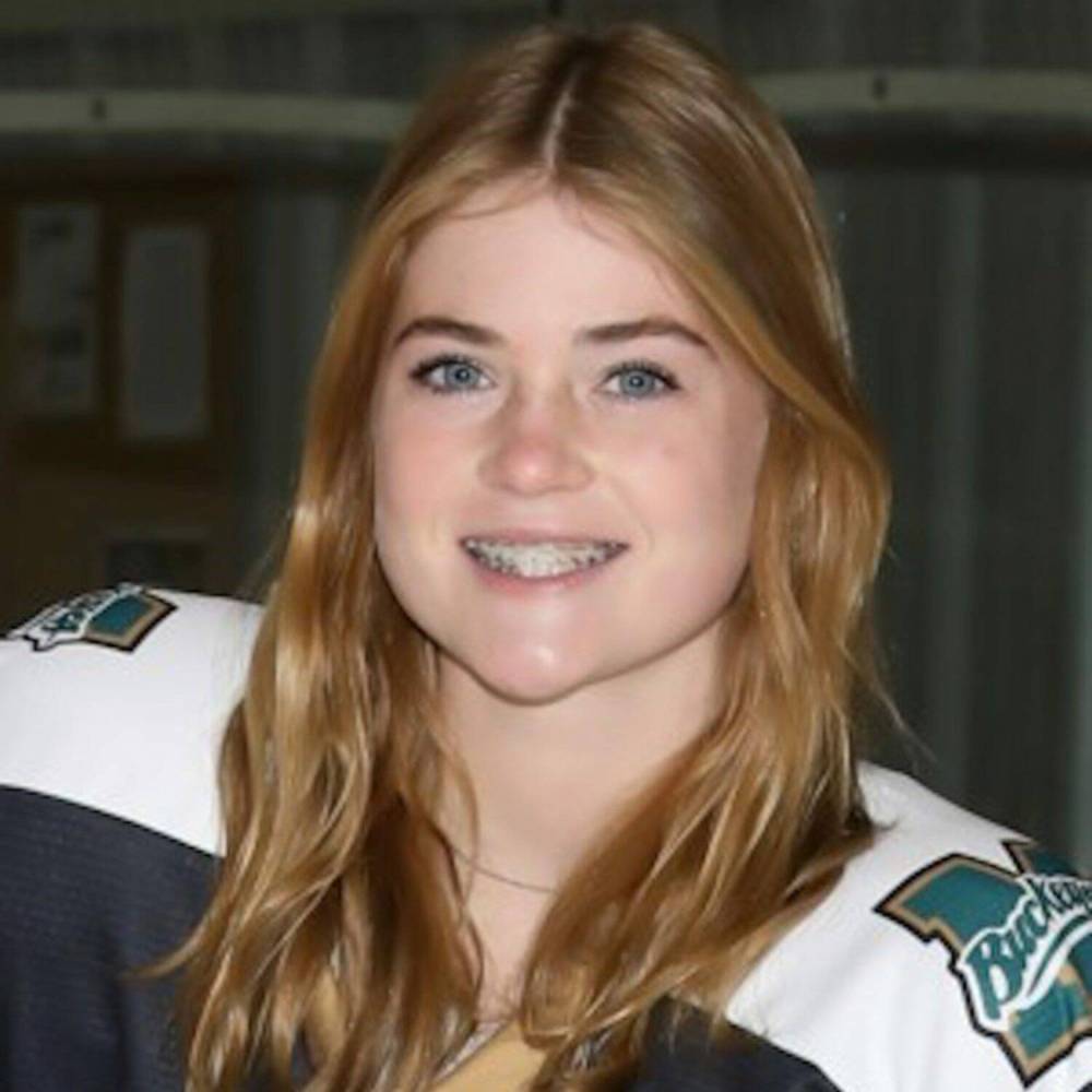 Miles Mac hockey player named athlete of the week – Our Communities