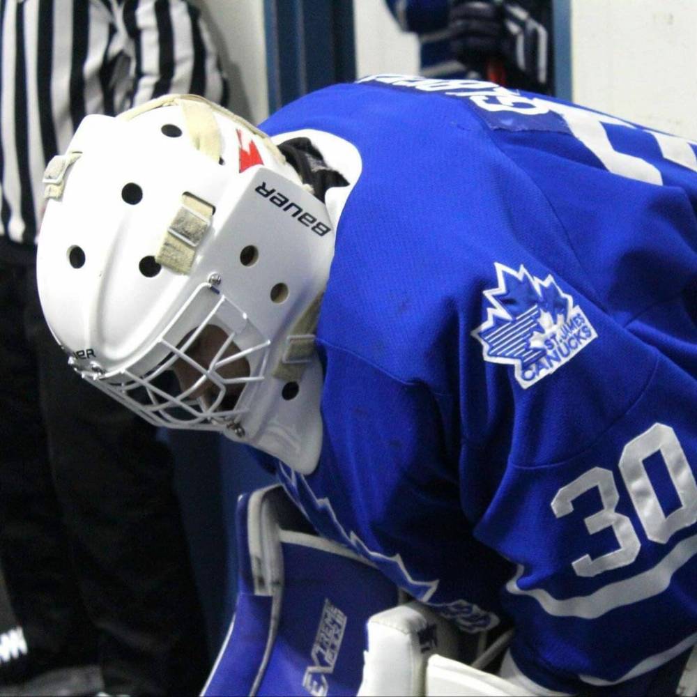 Jr. Canucks serving opponents ca-knuckle sandwiches all year – Our ...