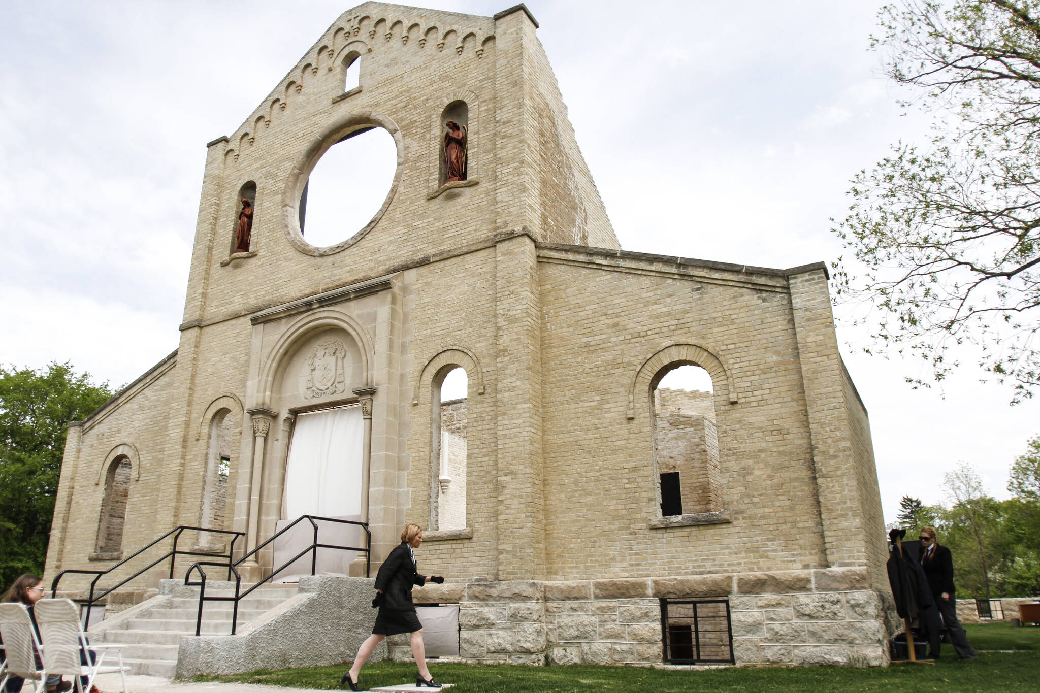 Laughing in the ruins – Our Communities