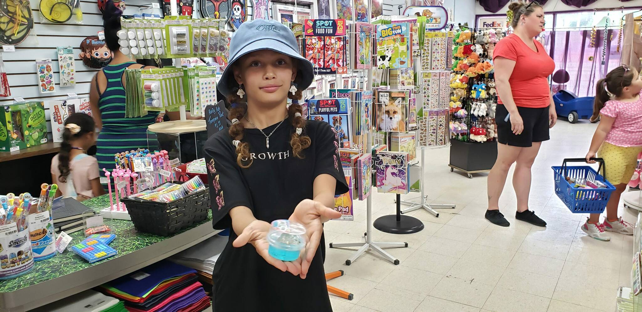 The little store that Transcona built – Our Communities