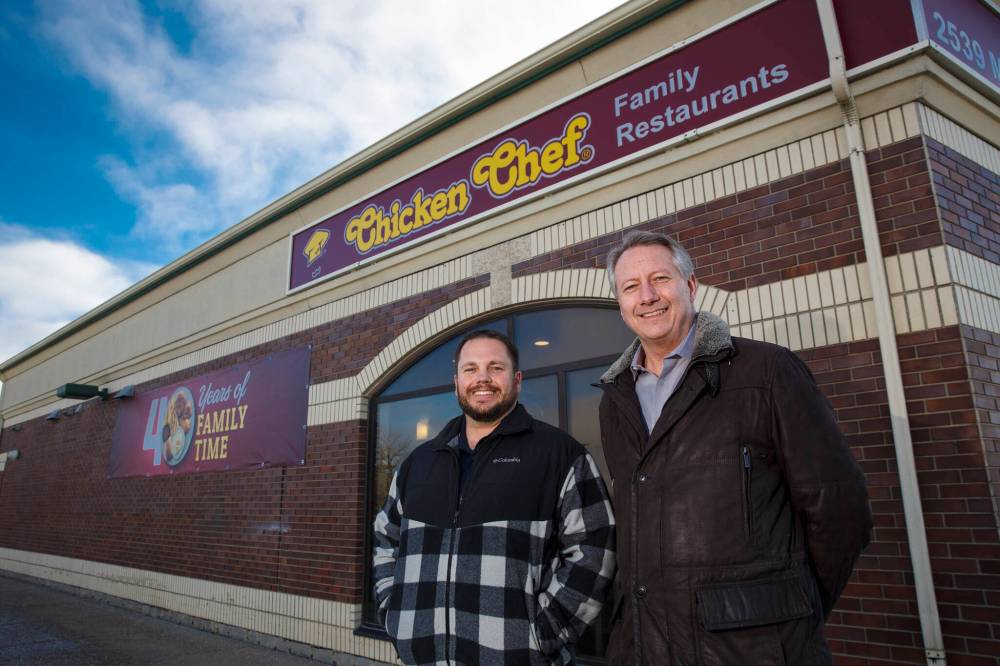 Ramblin’ with… Chicken Chef in Island Lakes – Our Communities