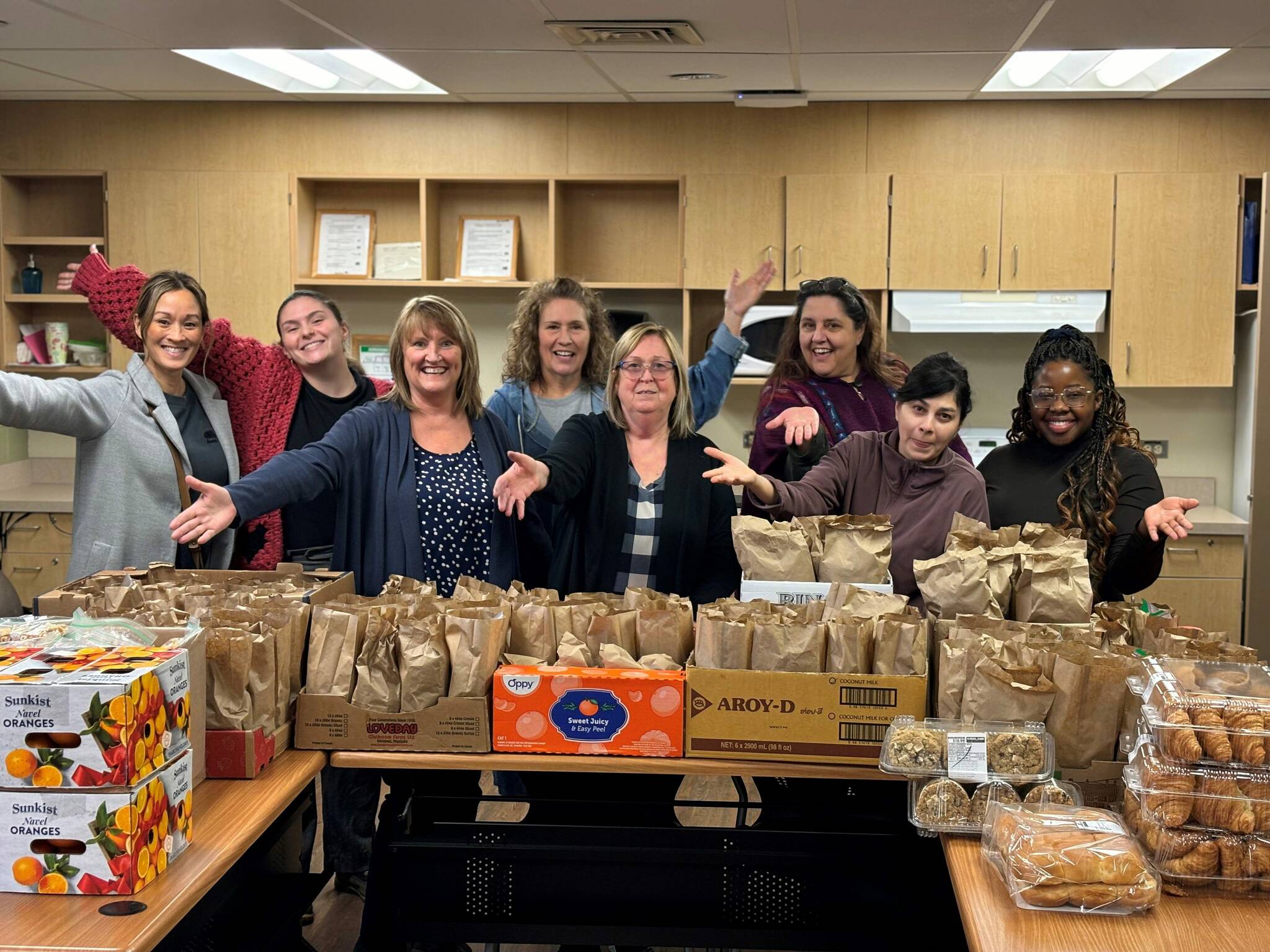 St. Peter’s donates food to Sara Riel – Our Communities