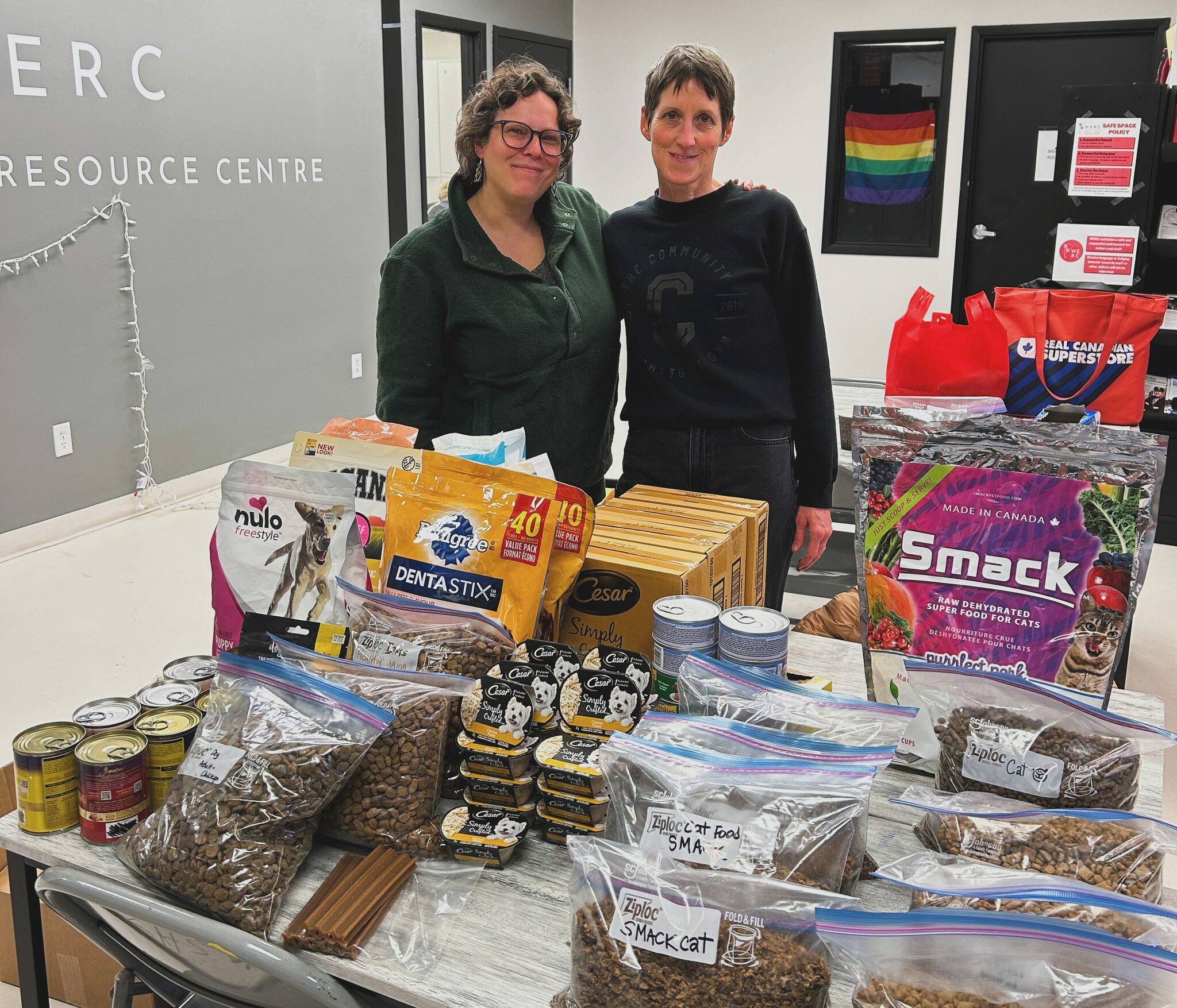 Pet pantry helps keep critters from going hungry – Our Communities